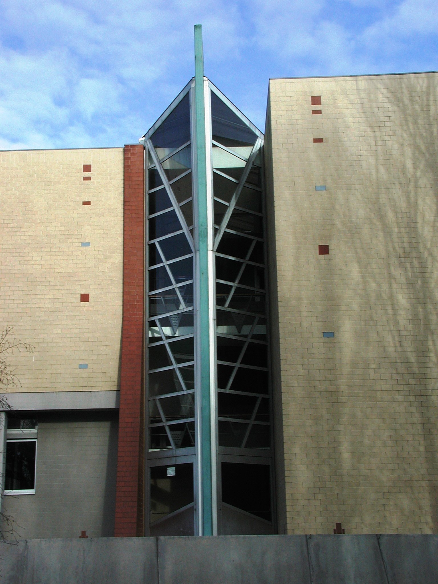 125 anos a ensinar e aprender